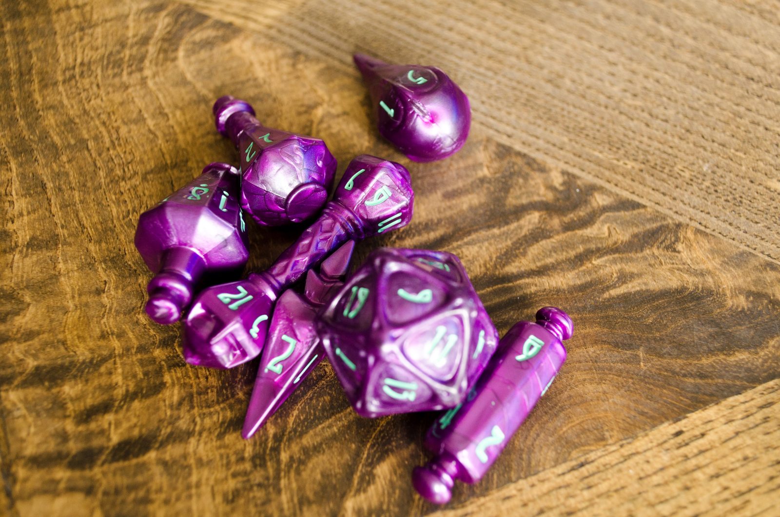 Polyhero Dice Review: Wizard Dice + d20 Wizard’s Hat – DropTheDie